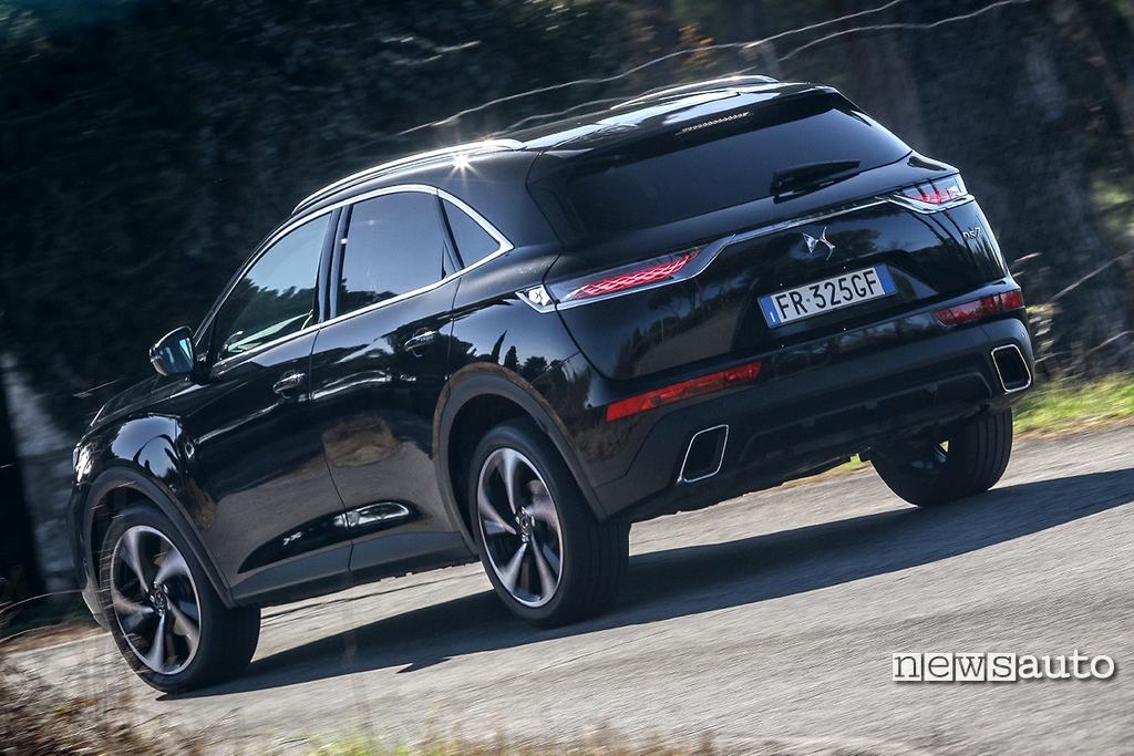DS 7 Crossback Prestige, com'è caratteristiche | newsauto.it