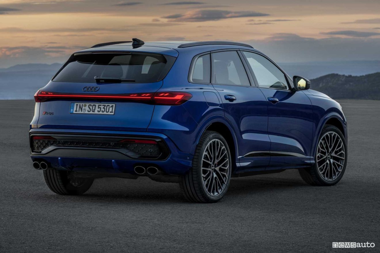 Nuova Audi Q5, dimensioni, interni, motori e prezzo